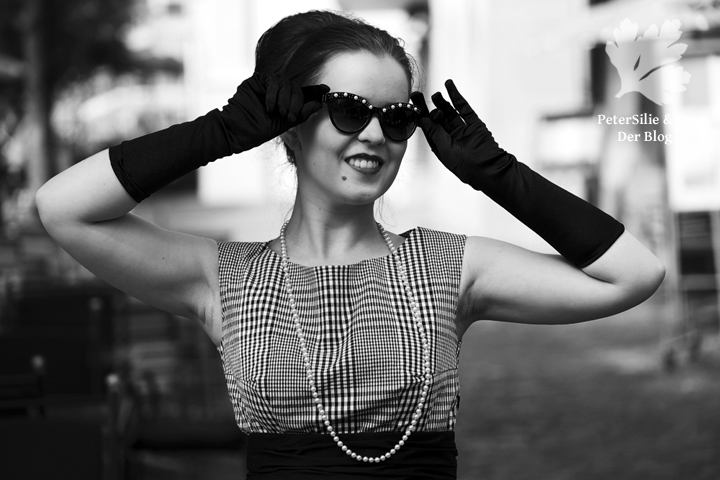 Eine Hommage an Audrey Hepburn – Klassisch im Vintage-Karo – PeterSilie ...